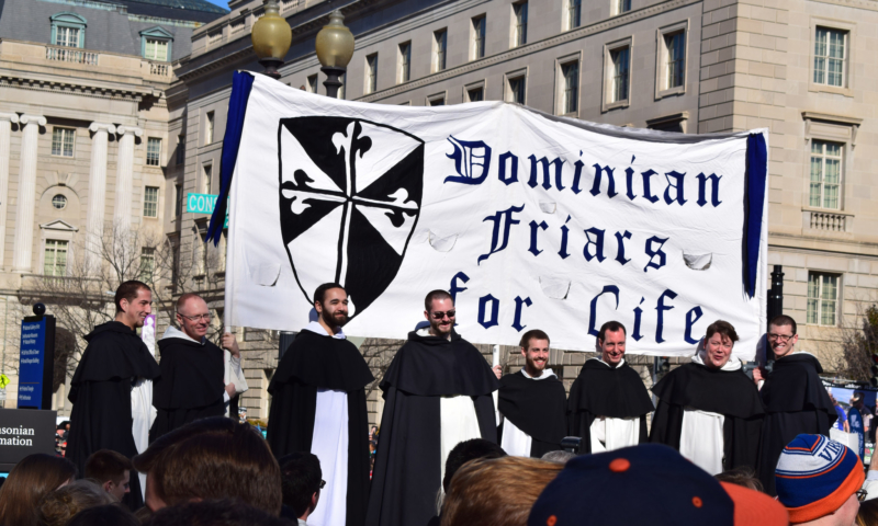 A Seamless Garment | Dominicana