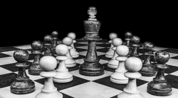 God the Chess Master? | Dominicana